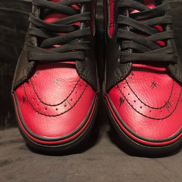 Vans | Shoes | Vans X Marvel Deadpool Earth 66s 1 Skateboard Shoe ...